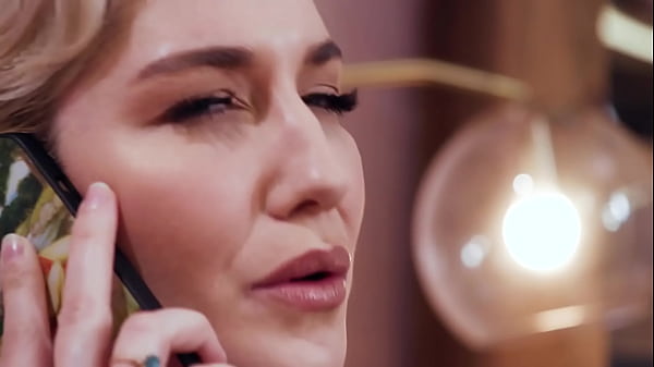 Lesbian Honey Gold Porn Videos - LetMeJerk