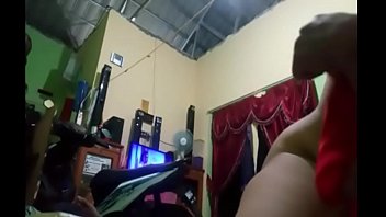 Bokep Suami Istri Indonesia Porn Videos | LetMeJerk